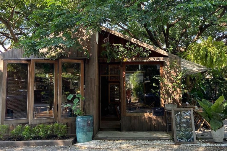 8 คาเฟ่สระบุรี นั่งชิลล์ในสวน ดื่มด่ำธรรมชาติ บรรยากาศร่มรื่น