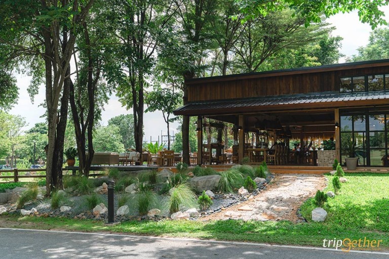Trot Cafe Khaoyai คาเฟ่เขาใหญ่ สไตล์คันทรี บรรยากาศดีกลางทุ่งหญ้า
